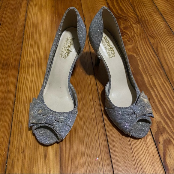 Coach and Four | Shoes | Coach And Four Chameleon Heels | Poshmark